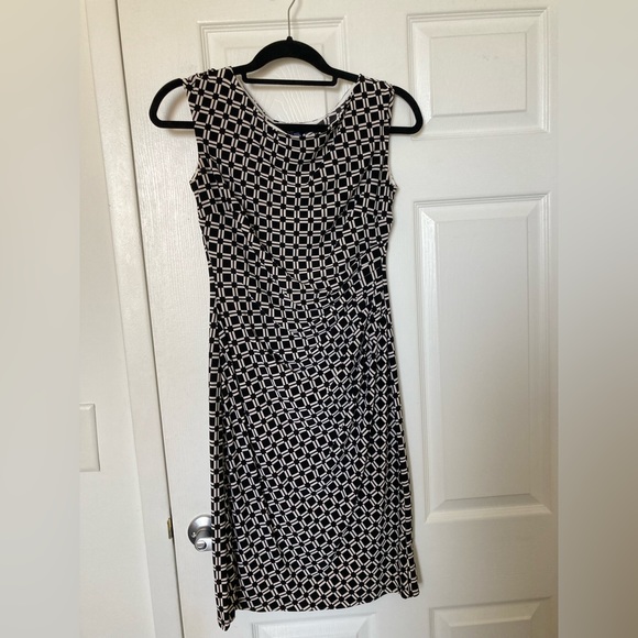 Chaps | Dresses | Chaps Black And White Silky Dress | Poshmark